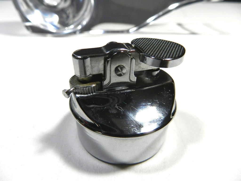 Vintage Lucite Acrylic Table Lighter – Shop-Uniques-Unlimited